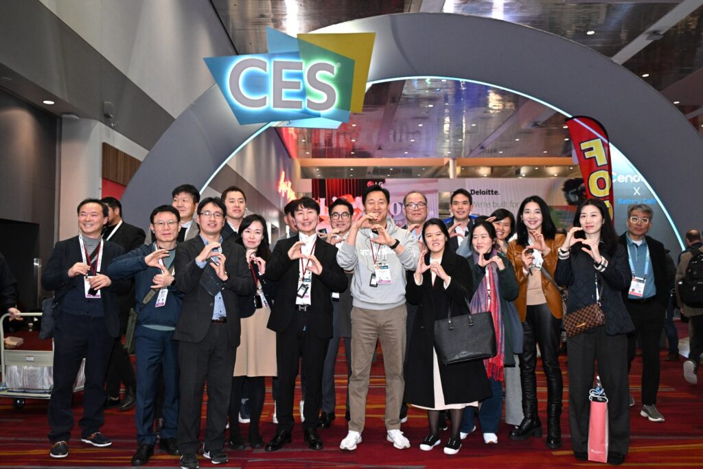 WeGO promotes the Seoul Smart City Prize at CES 2024 with its President ...