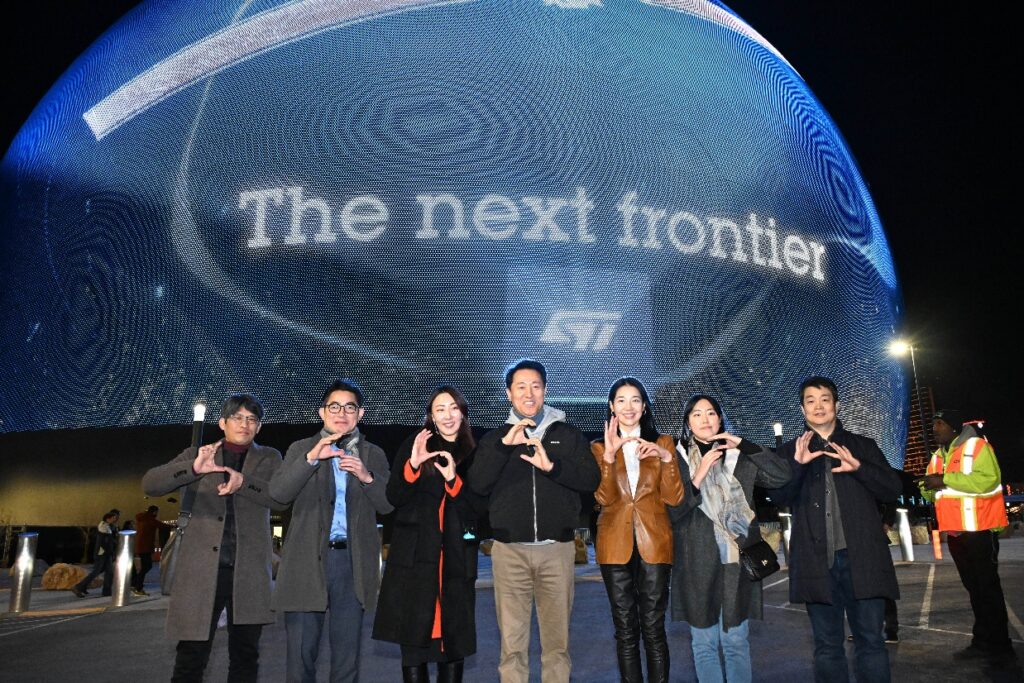 WeGO meets Dassault Systems, Investissement Québec International, and ...